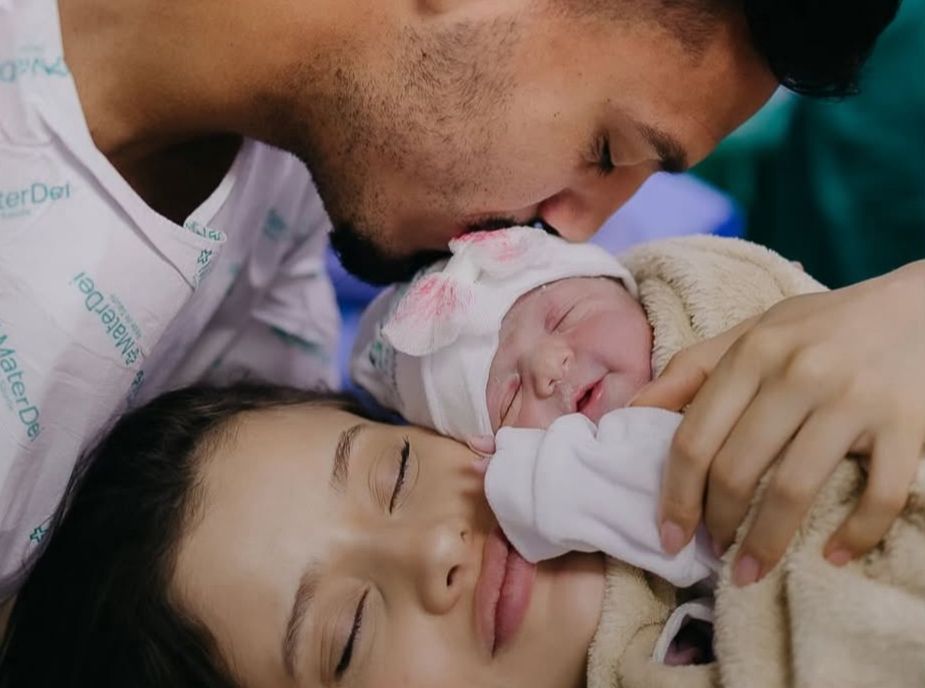Jogador do Atlético celebra nascimento da primeira filha; veja vídeo ...